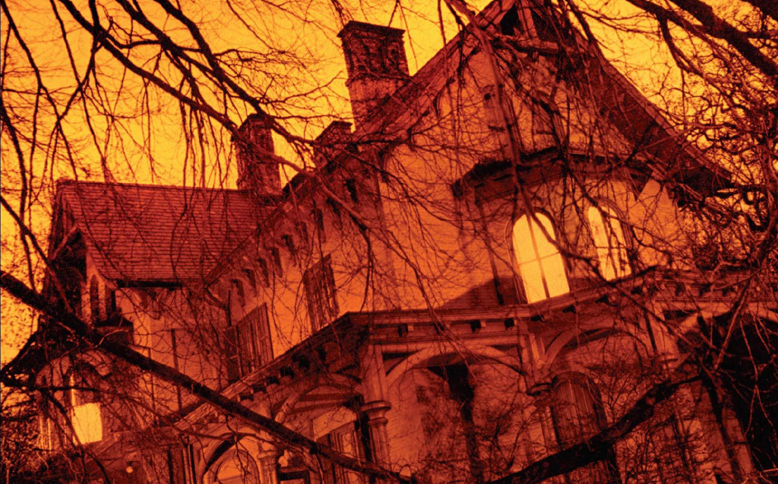 Book Review – The Haunting of Hill House by Shirley Jackson – Muse with Me